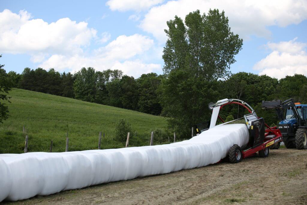 Farm Implements: HYBRID X Inline Round & Square Bale Wrapper | Anderson ...