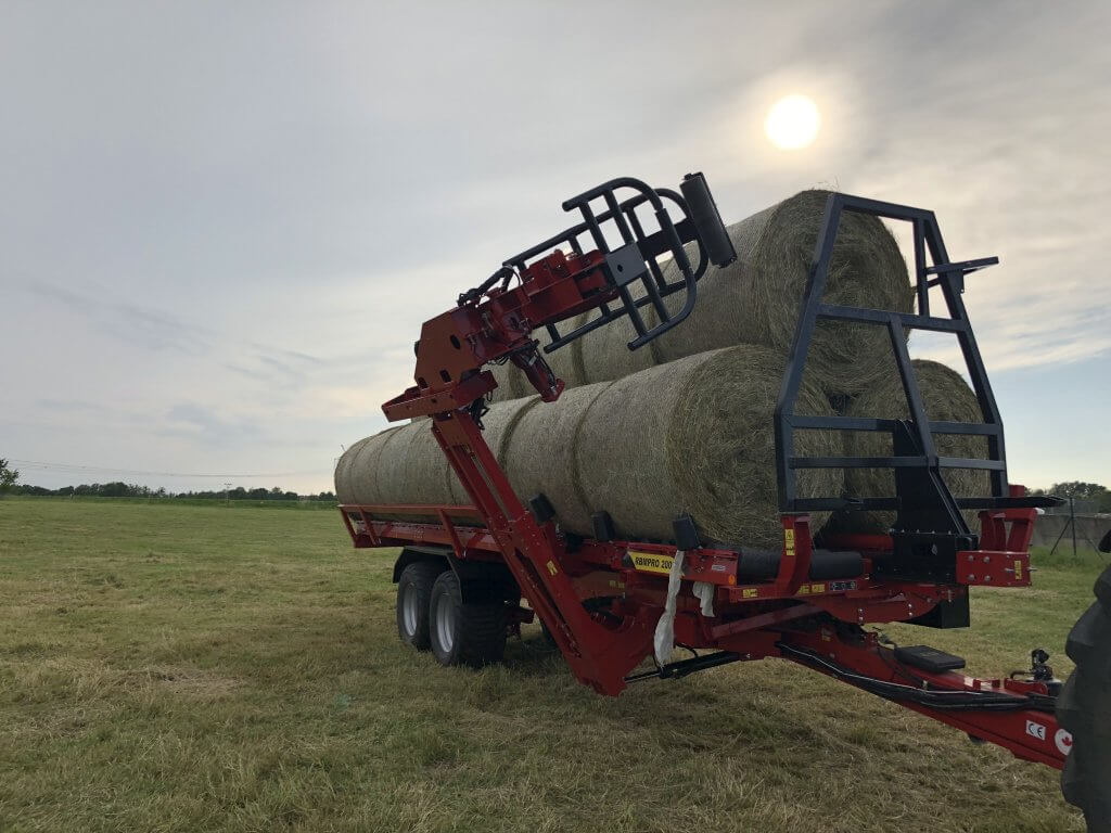 Hay Trailer – RBMPRO2000 Round Bale Farm Trailer | Anderson Group
